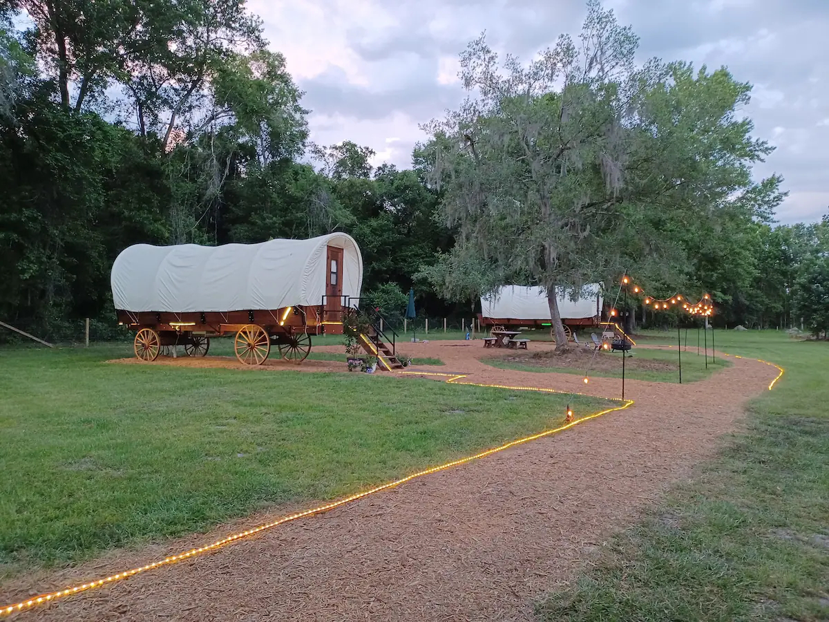 10 Unforgettable Covered Wagon Farm Stays - Farmstay